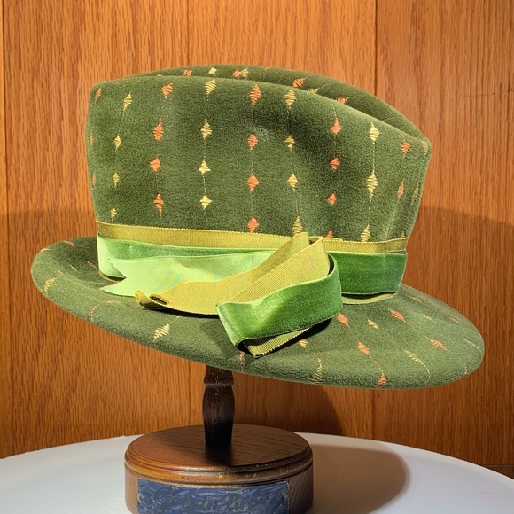 kutz | Accessories | Vintage 96s Mod Style Velour Womens Hat Luxury ...